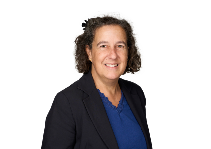 Emelia Sowels | Meet the Team | BLB Solicitors